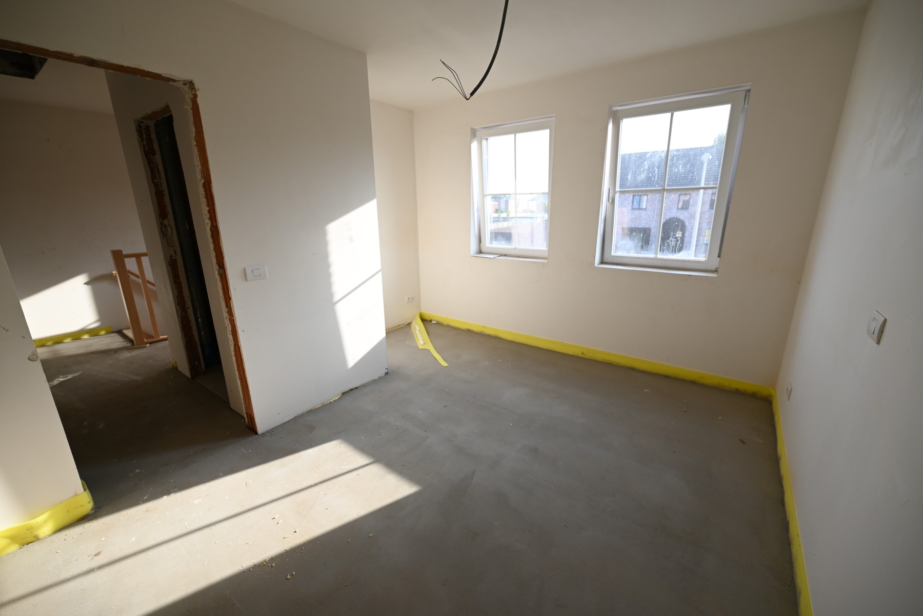 Laatste! AFGEWERKTE nieuwbouw pastoriestijlwoning nabij het CENTRUM van ...